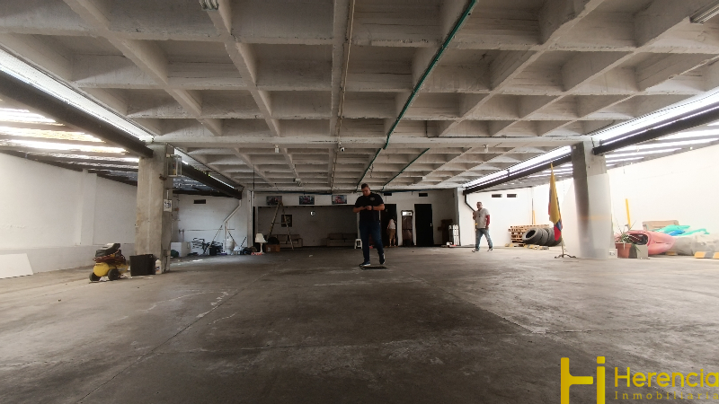 Edifio en La Aguacatala para arriendo Inmueble